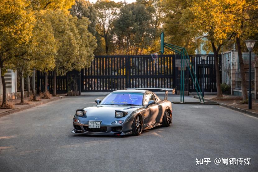 又帅又能打，马自达RX-7如今依然收到车迷热捧 - 知乎