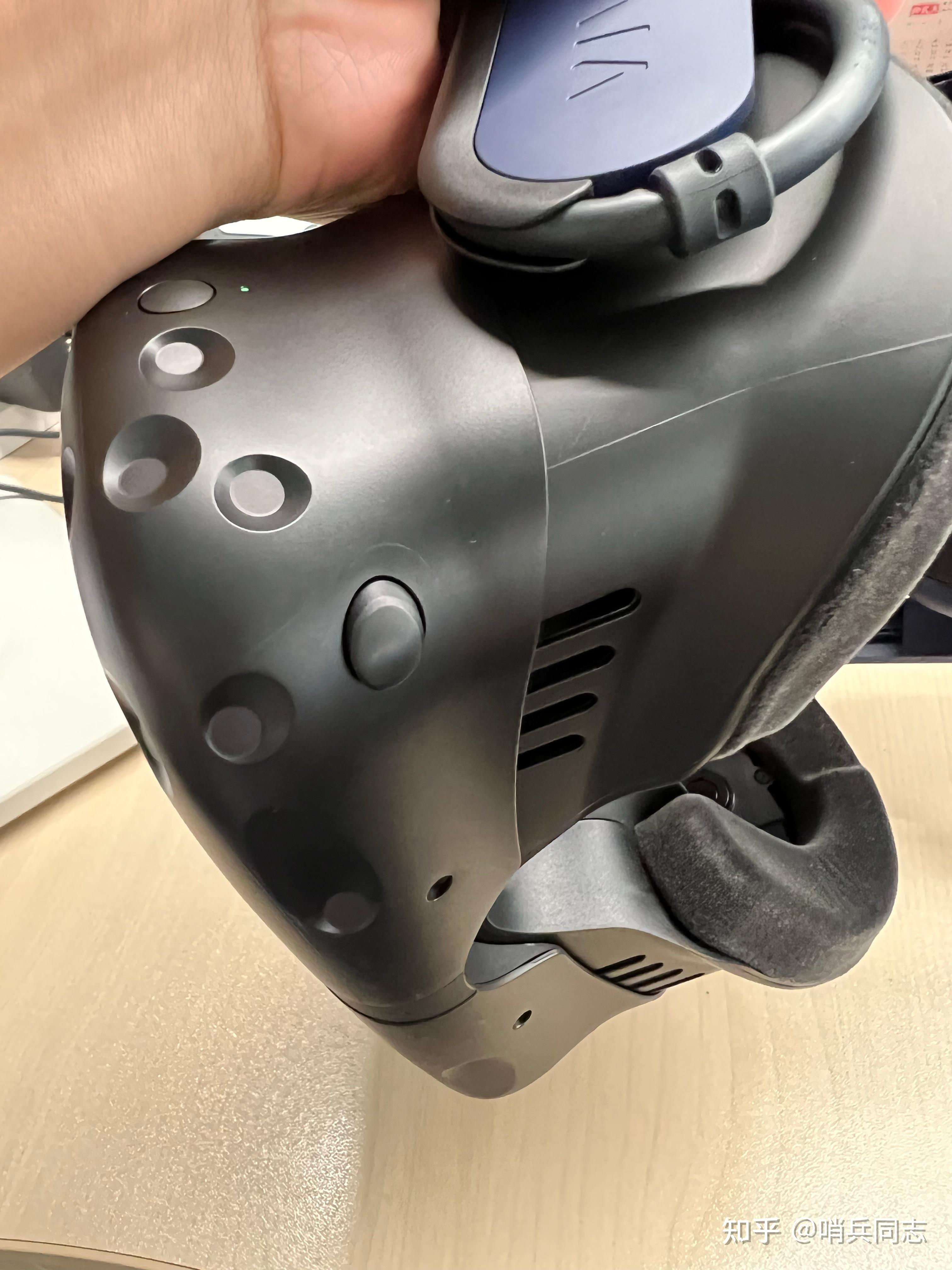 HTC VIVE pro2近视眼佩戴体验不好 - 知乎