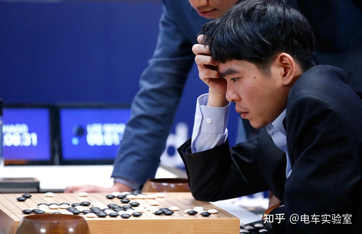 华为乾崑 ADS 4，是属于中国智驾的「AlphaGo」时刻 - 知乎