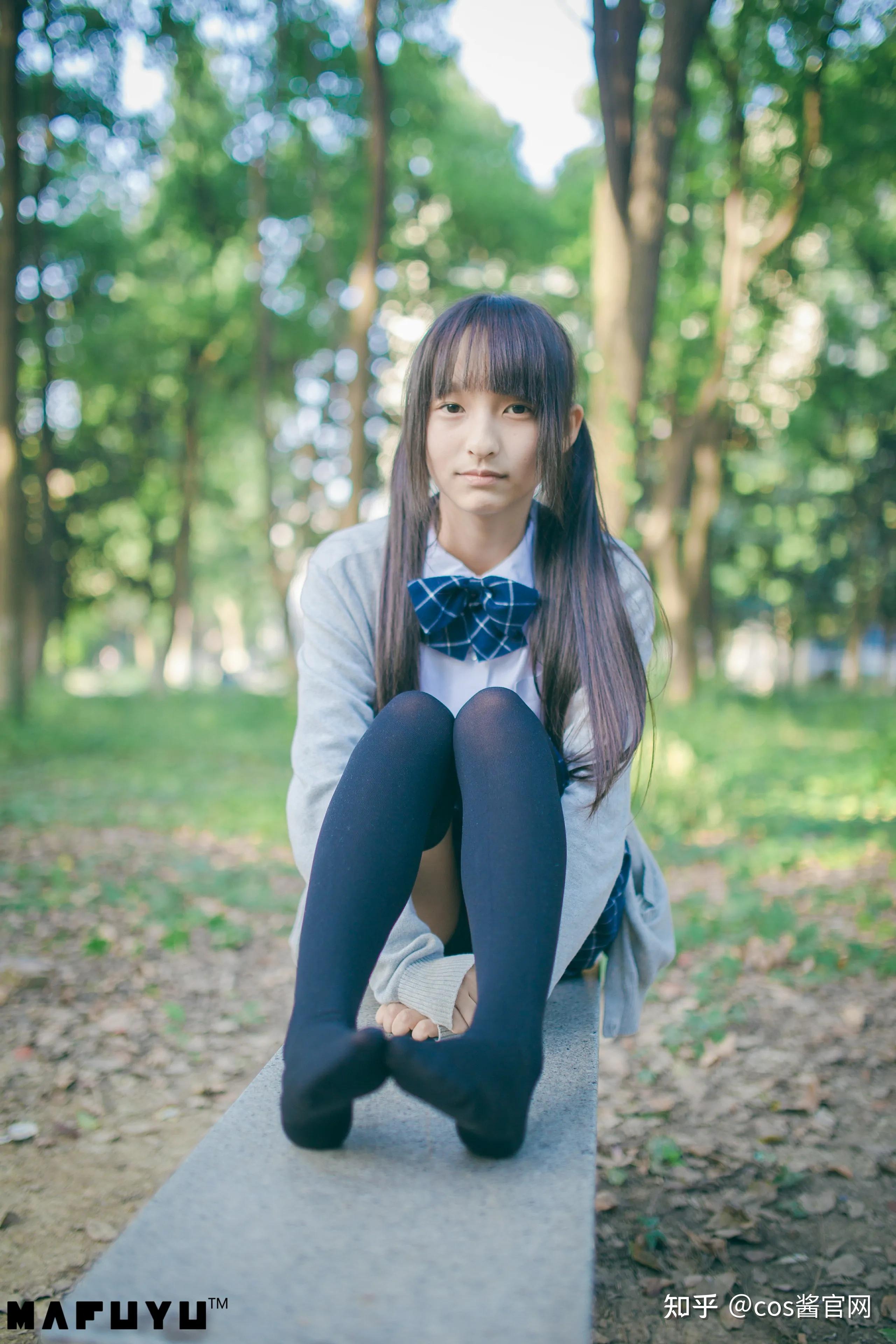 「神楽坂真冬」旧图 - JK系列1 - 知乎