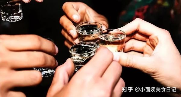 江苏人喝酒 怪相”,苏北嫌弃苏南的酒量差,苏南又说苏北酒品差 知乎