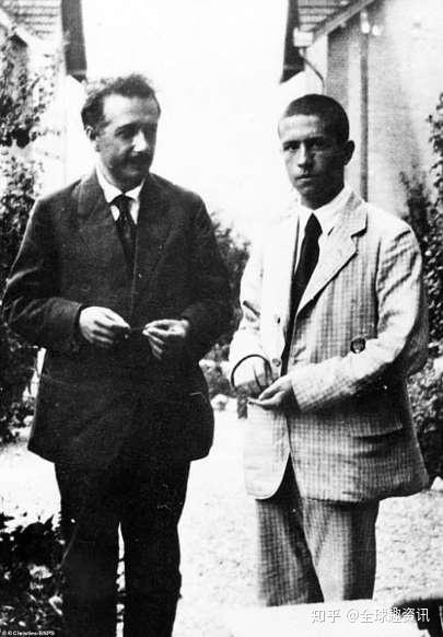 爱因斯坦从小到大的珍贵照片曝光，原来他也曾是个英俊的翩翩少年 - 知乎