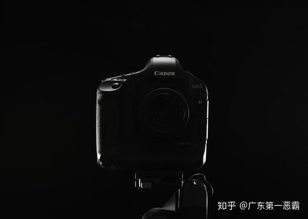 APS-H已乘黄鹤去 世间再无小马四 入手佳能1D4把玩 - 知乎