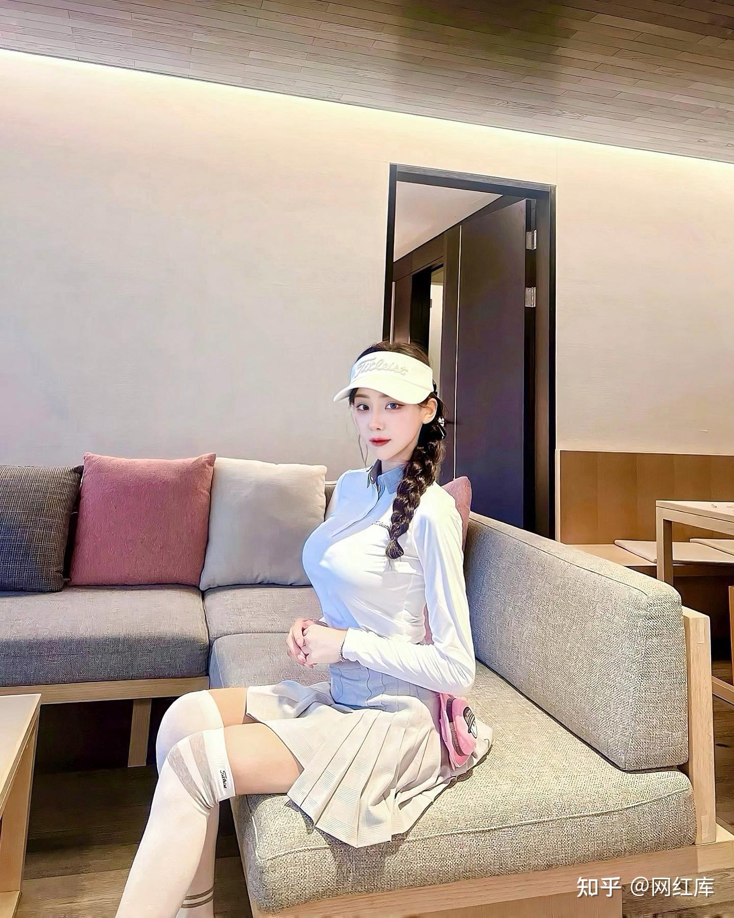 韩国超高人气美女网红DJ VELY清纯脸蛋搭配超诱惑身材 谁能hold得住？ - 知乎