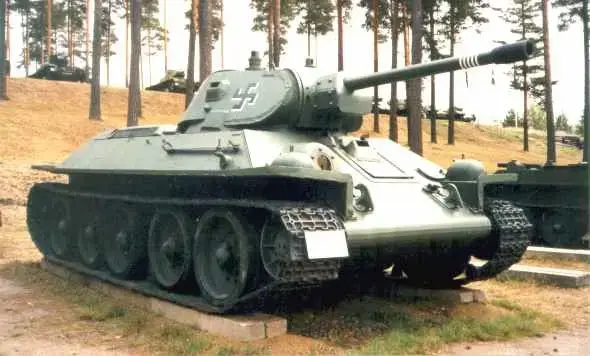 二战期间德国缴获使用的苏联T34车族1941-1945（Final Episode ）附T34打捞记 - 知乎