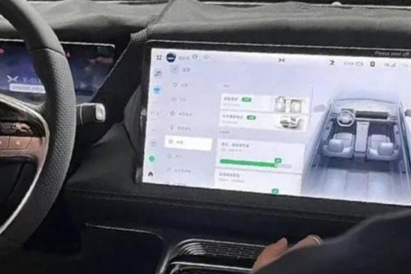 配备三块屏幕/内置Xmart OS 4.0，小鹏G9最新内饰谍照曝光 - 知乎