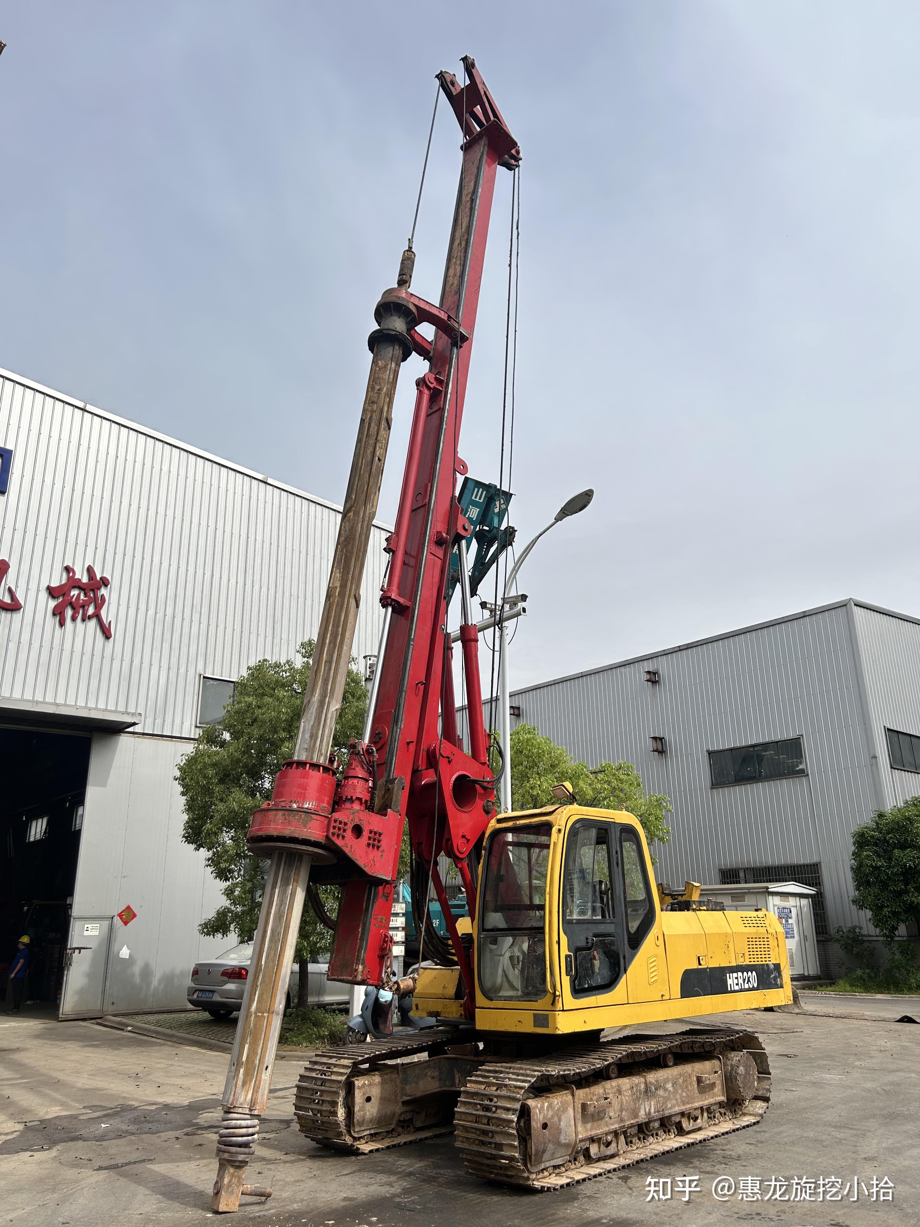 旋挖钻机和长螺旋打桩机有哪些不同点 - 知乎