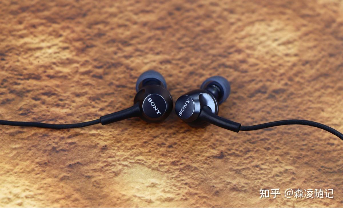 SONY MDR-EX255AP评测，一款听说性价比超高的入耳式有线耳机。 - 知乎