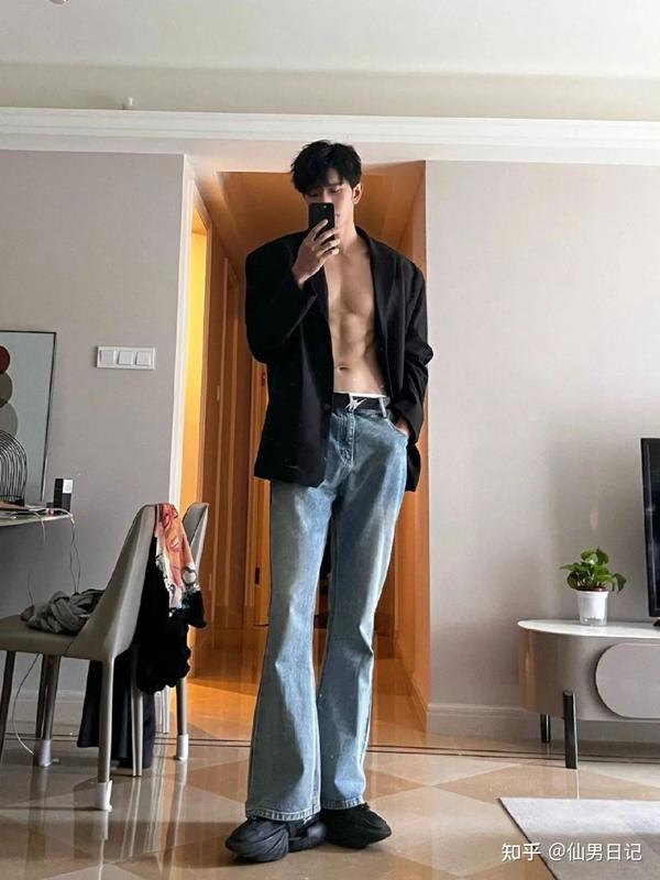 186cm北京帅哥，不仅颜值高，六块腹肌更是撩啊…… - 知乎