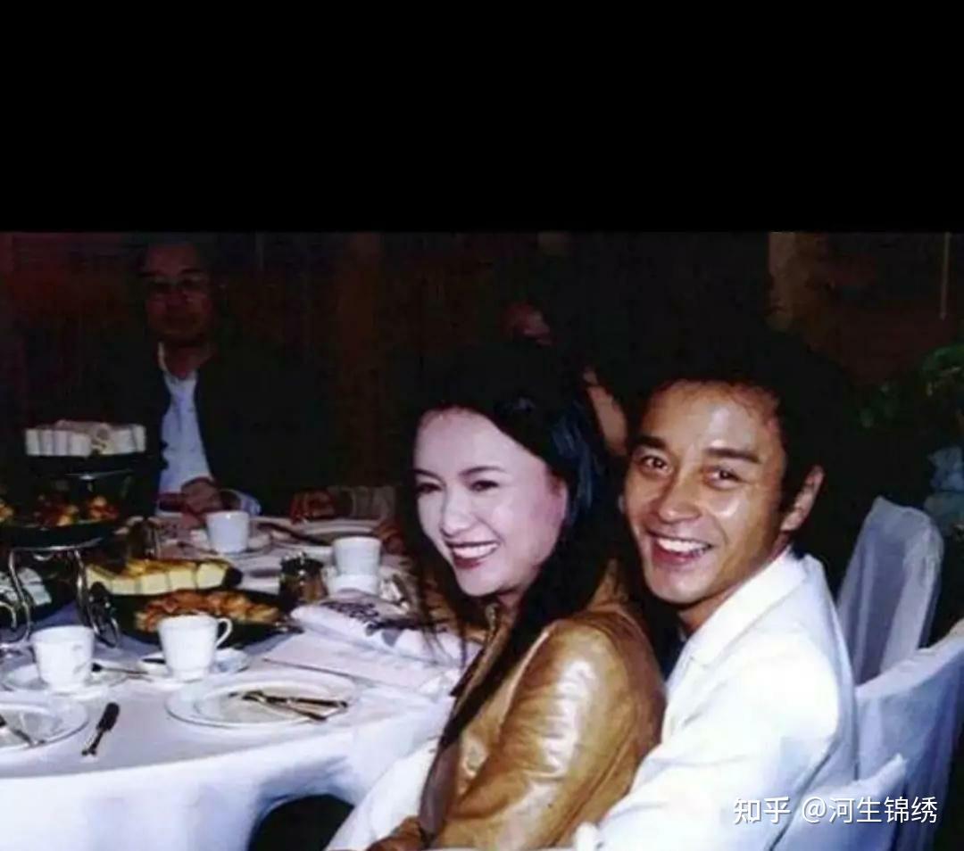 张国荣故事之抱着的女星总是那么开心 - 知乎