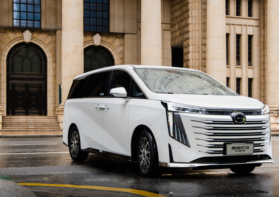 “饭搭子”反目成仇，传祺E9、腾势D9，谁懂“家人们”的需求？ - 知乎