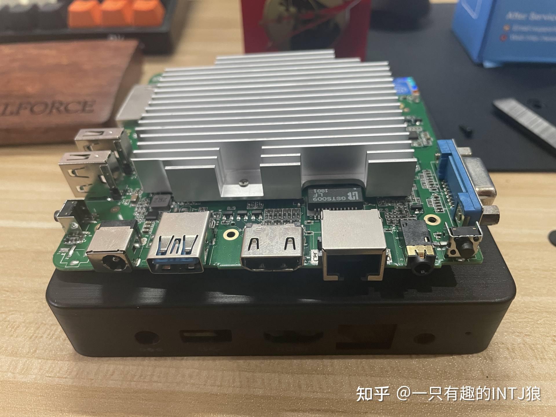 超低4W功耗WIN10 NAS与硬盘柜，经手千个硬盘，低成本媒体中心 - 知乎