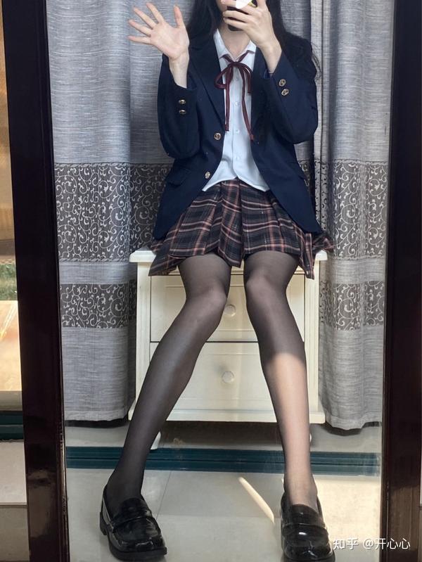 如何JK制服搭配丝袜，简直yyds