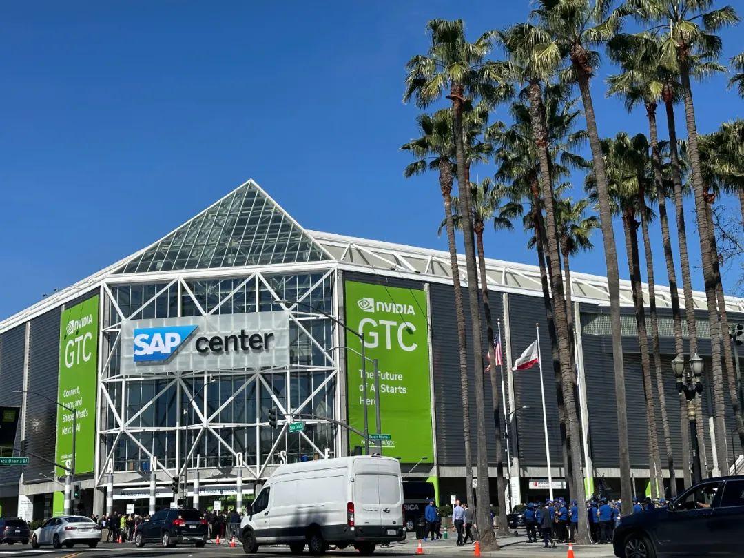 GTC 2024 火线评论：GPU 的高效存储利用 - 知乎