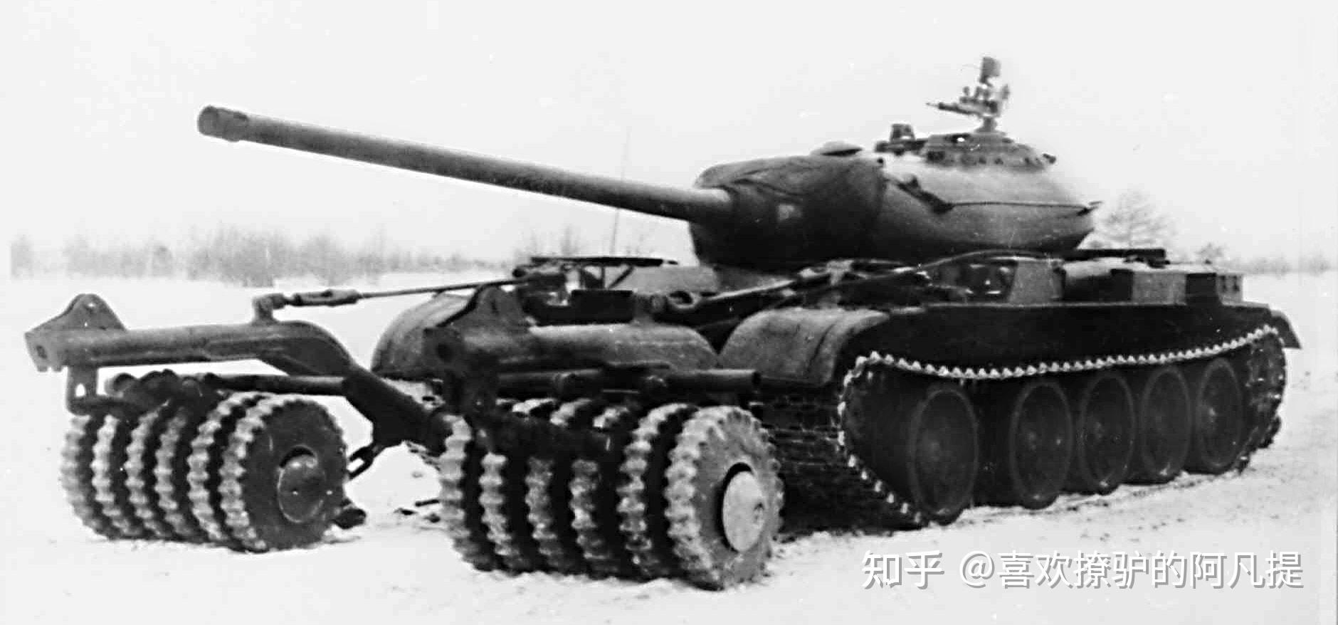 编号07：T-54坦克：衍生车型（架桥坦克、扫雷车、铲雪车、抢修拖曳车、两栖坦克、喷火坦克）及其他试验型号 - 知乎