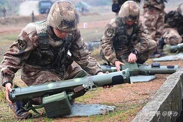 又炸又烧的解放军新一代云爆火箭筒：PF11式93毫米火箭筒 - 知乎