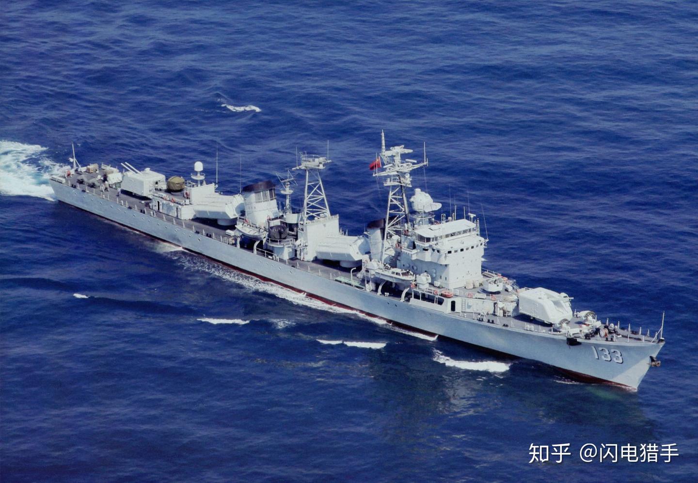 老舰传奇——中国051型导弹驱逐舰 - 知乎