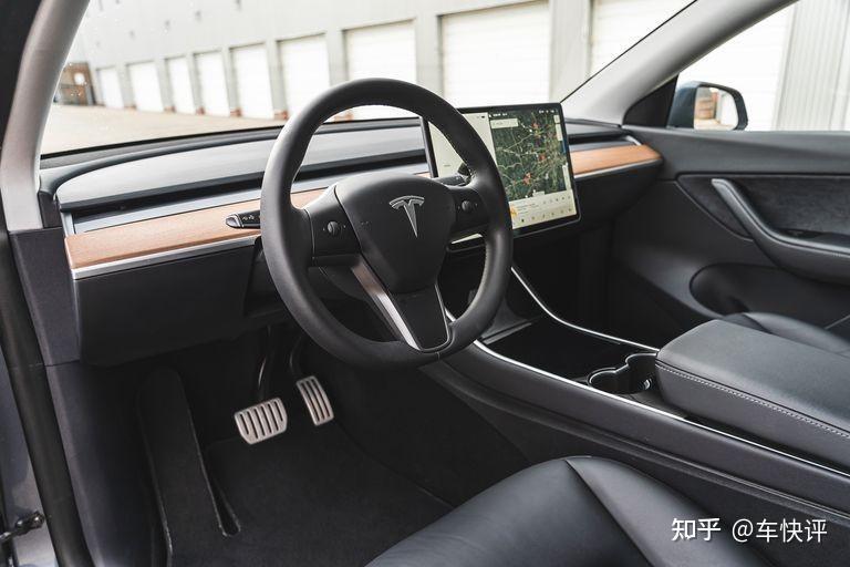 老将和新秀：26万预算，奥迪A4L和特斯拉Model Y该选谁？ - 知乎