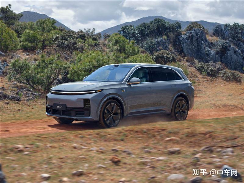 宝马X3对比理想L7 30万选燃油还是新势力？ - 知乎