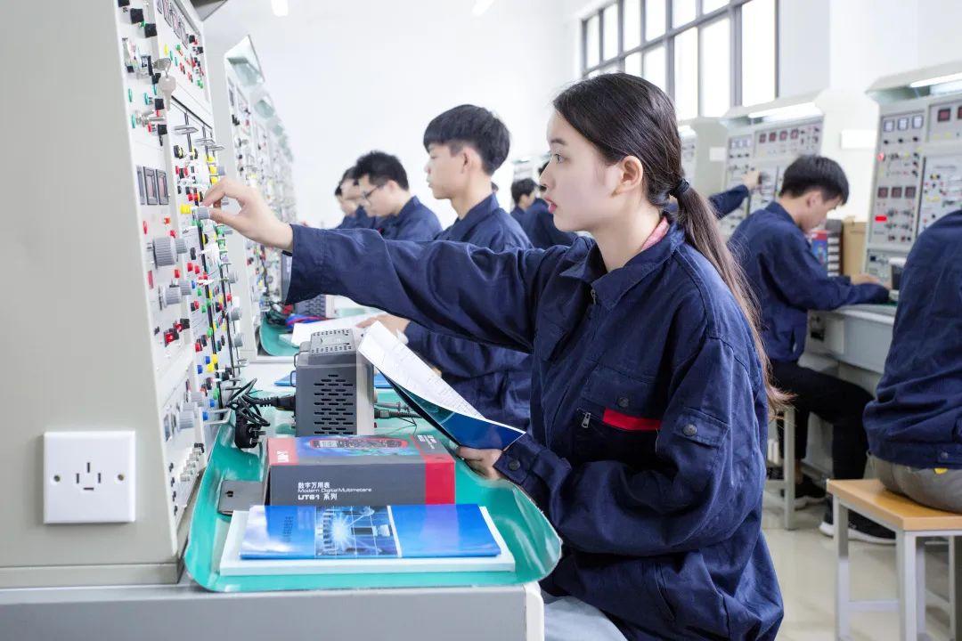 电子技术应用专业 - 知乎