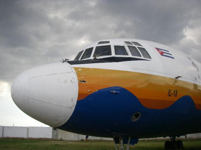 伊尔-18 / Ilyushin Il-18 / Ил-18（第一部分：概述、设计和发展历程、设计信息）- 中英俄文维基百科词条融合，由辽观 ...