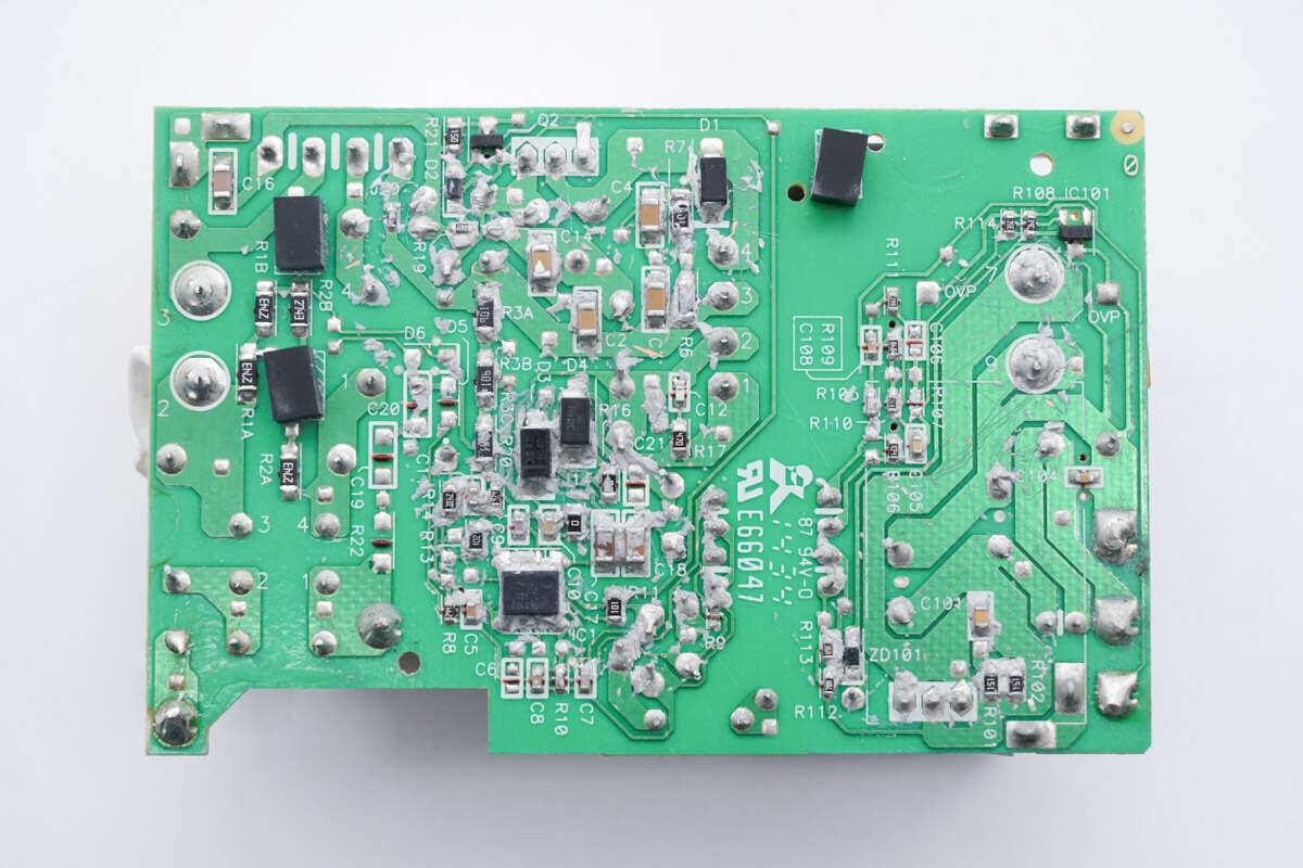 拆解报告：dyson戴森58W DC电源适配器116801-02 - 知乎