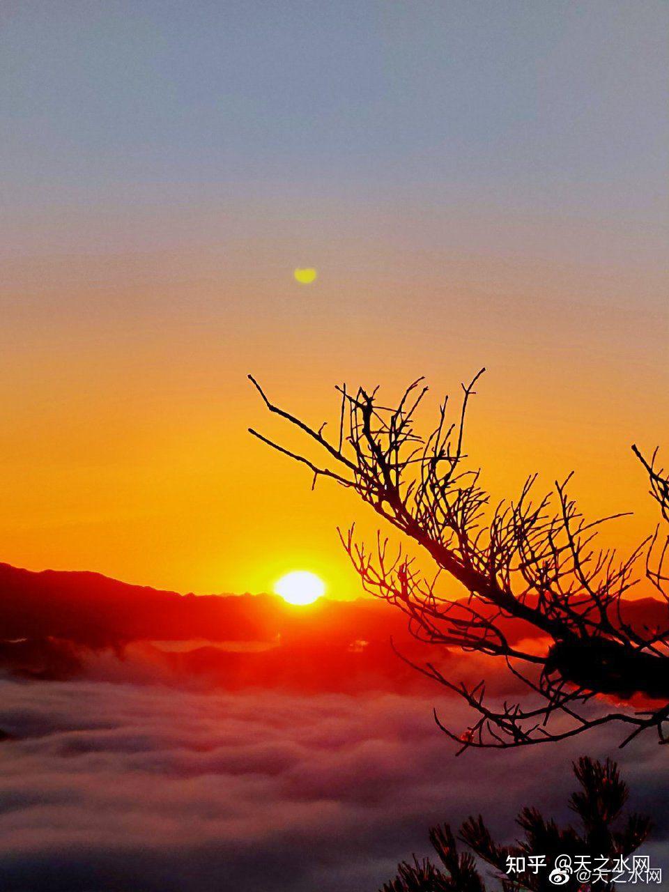 甘肃天水李子园白音山云海日出 - 知乎