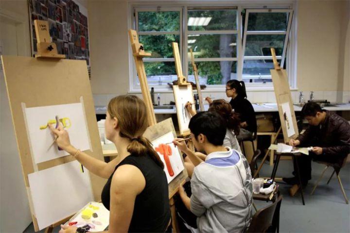 伦敦唯一的A-Level艺术中学——International School of Creative Arts - 知乎