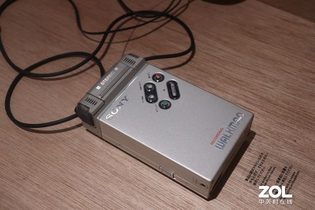 Walkman 40周年展回顾 40年前的工业设计依然品质一流 - 知乎