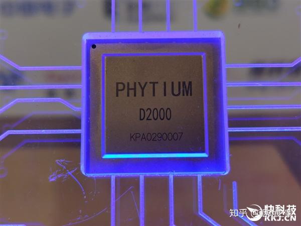 飞腾桌面腾锐D2000 CPU发布：最高2.6GHz、八核只要25W！ - 知乎