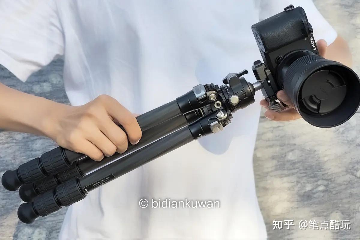 碳纤维无中轴，轻装爬楼：CAVIX凯唯斯W-223D1C便携三脚架