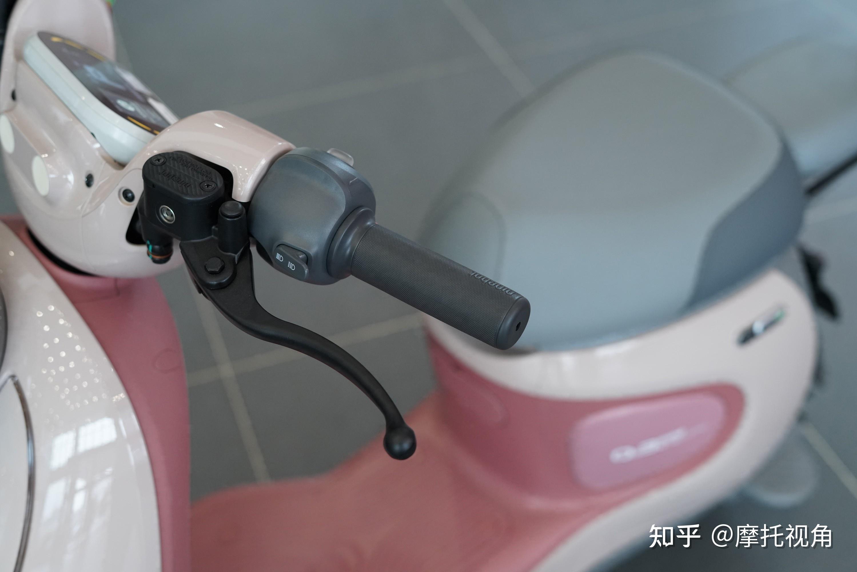 无需驾照，九号电摩Q系列全新车型Qz3 MIX上市，4599元 - 知乎