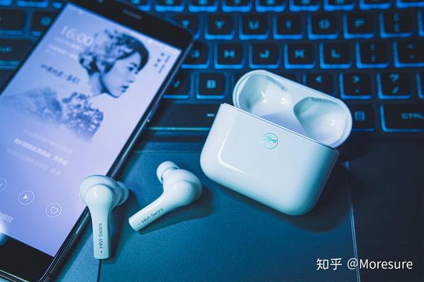轻量长续航，惠威真无线TWS蓝牙耳机AW72体验 - 知乎