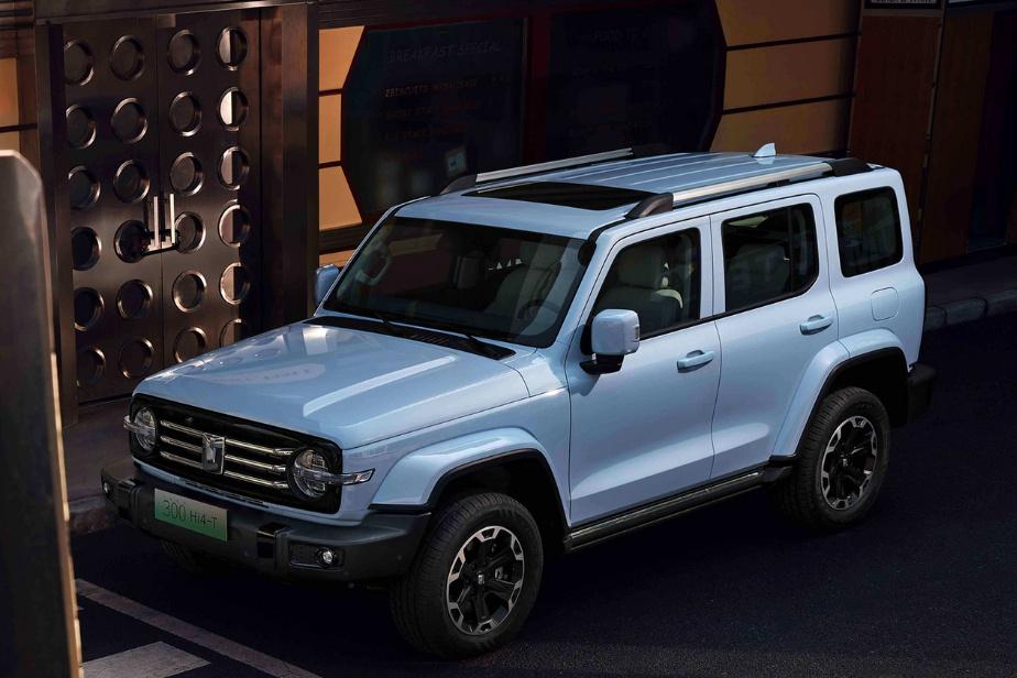 同门对决：哈弗H9和坦克300 Hi4-T谁更超值？ - 知乎