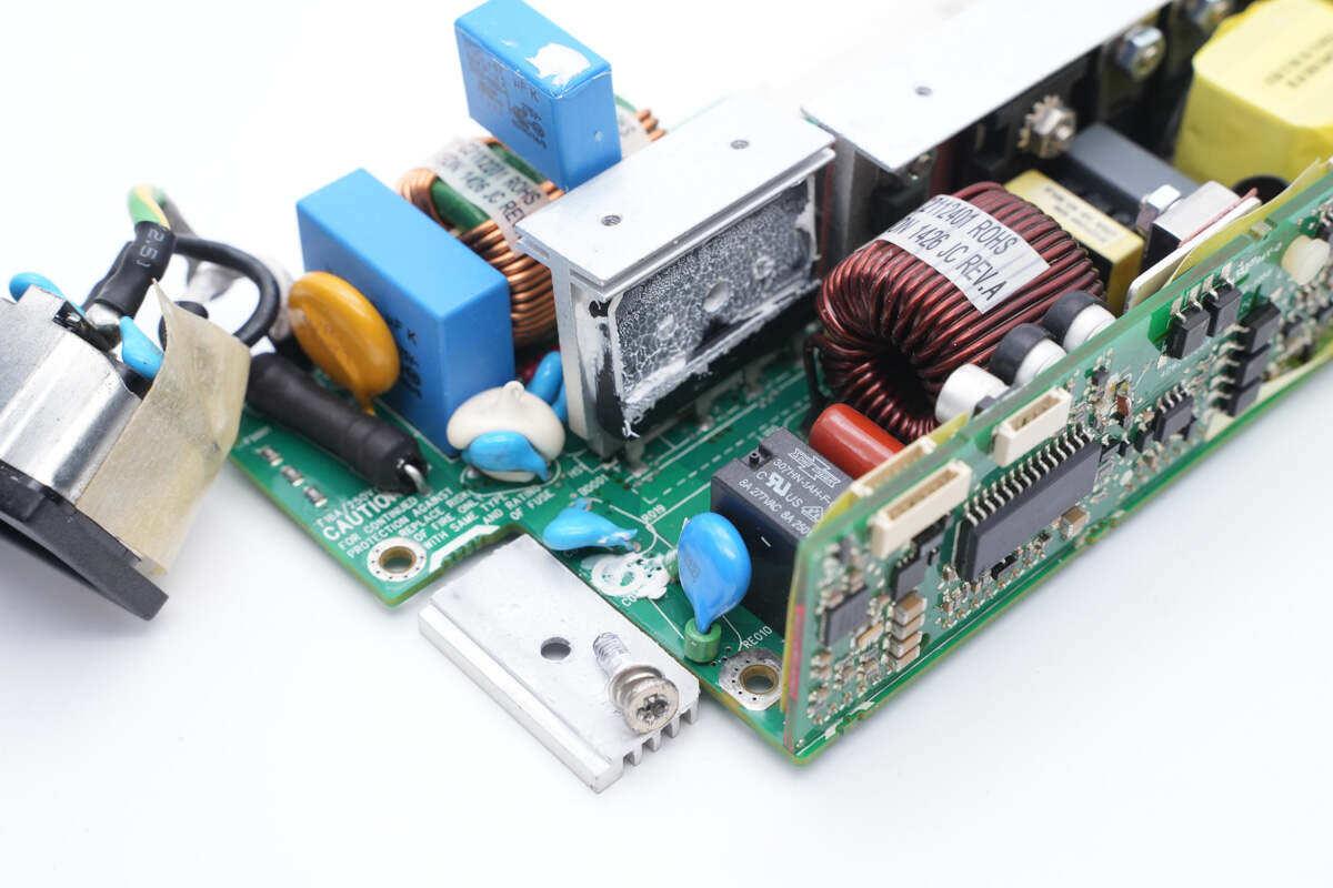 拆解报告：DELL戴尔1100W白金服务器电源L1100E-S0 - 知乎