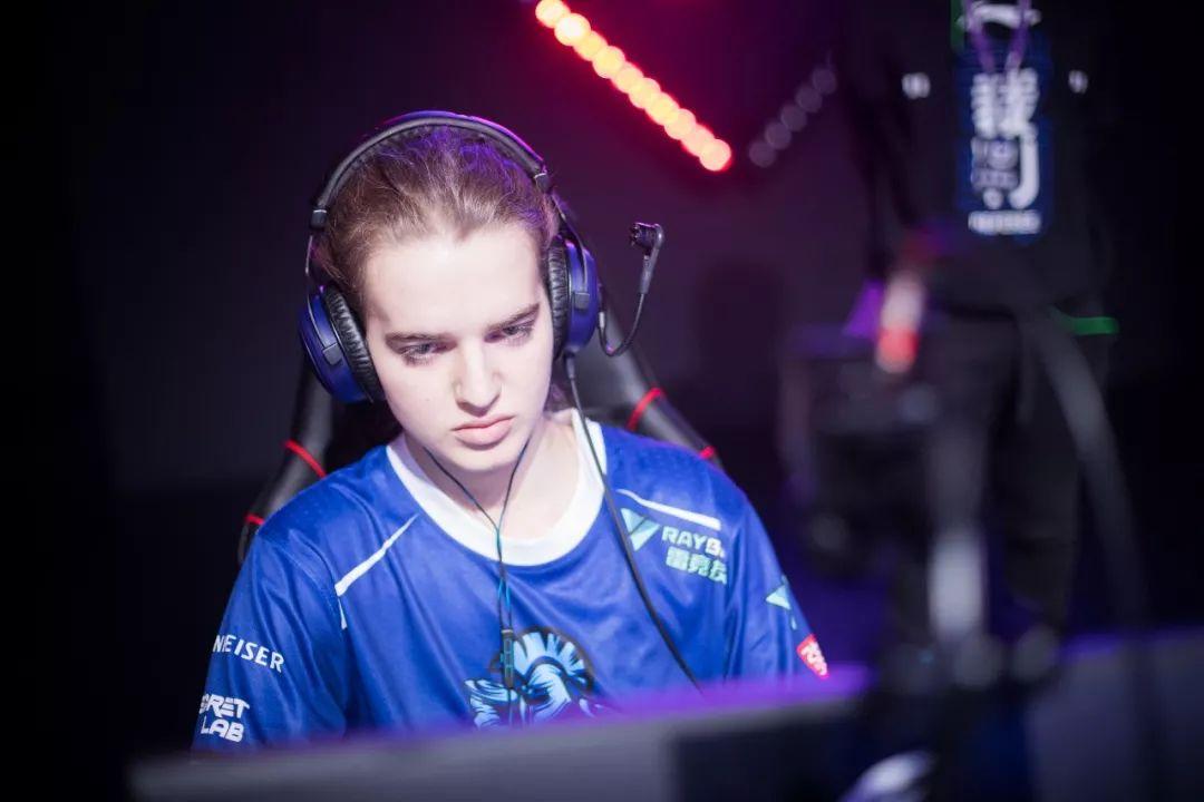 星际女神Scarlett，披荆斩棘愈8年，重新定义女选手 - 知乎