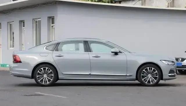 沃尔沃也“掀桌子”！S90最大降幅10.09万，值得入手吗？ - 知乎