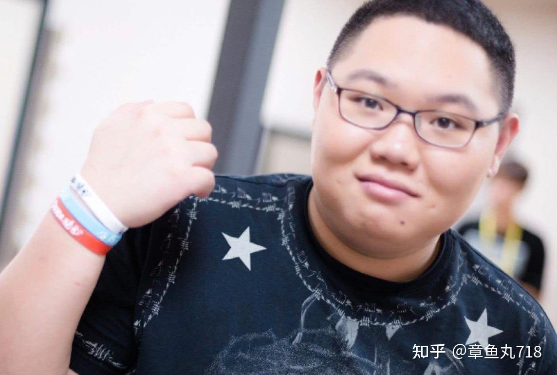 LOL知名主播pdd谈对自己影响最深的4个dota选手，longdd和pis上榜 - 知乎