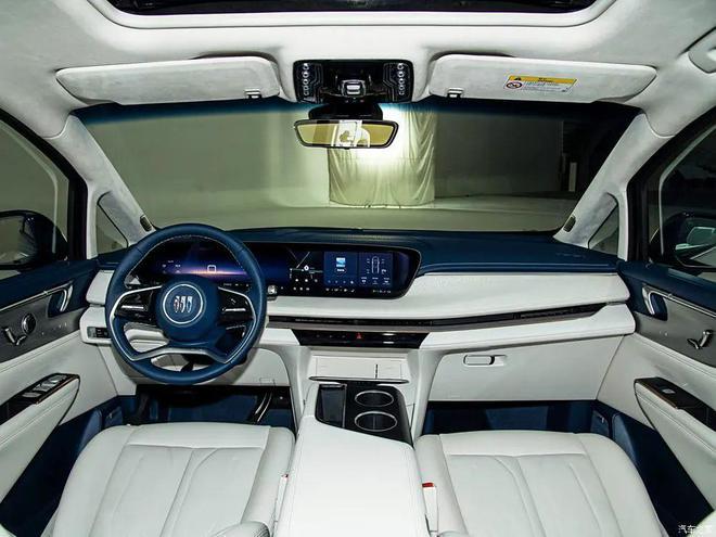 30英寸大屏，独立航空级座椅，GL8陆上公务舱才19.79万起？！ - 知乎