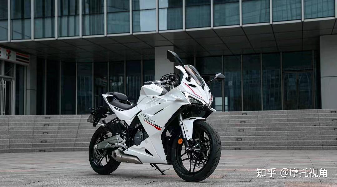 突破250仿赛底线！赛科龙发布RC250飓风版14988元，配置几乎不变 - 知乎