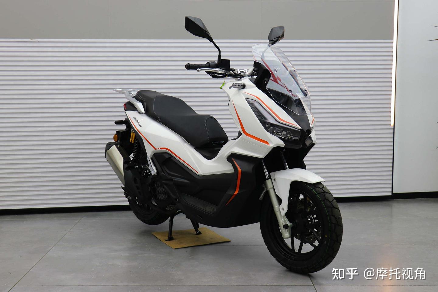 光阳摩展新车：ADV踏板赛艇X350将亮相，还有2024款ST250纪念版 - 知乎