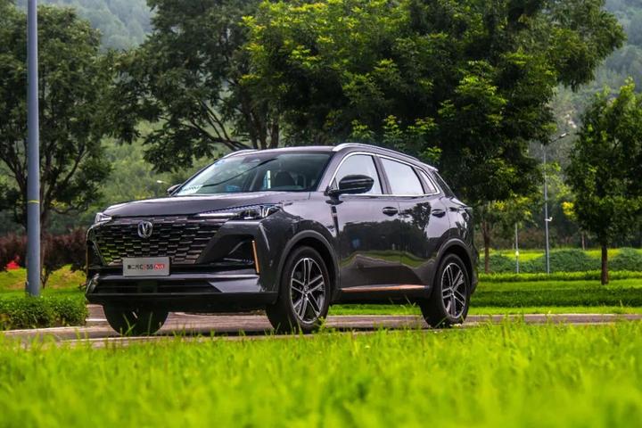 长安第二代CS55 PLUS开启预售，10.69万起造型焕新，搭载蓝鲸动力 - 知乎