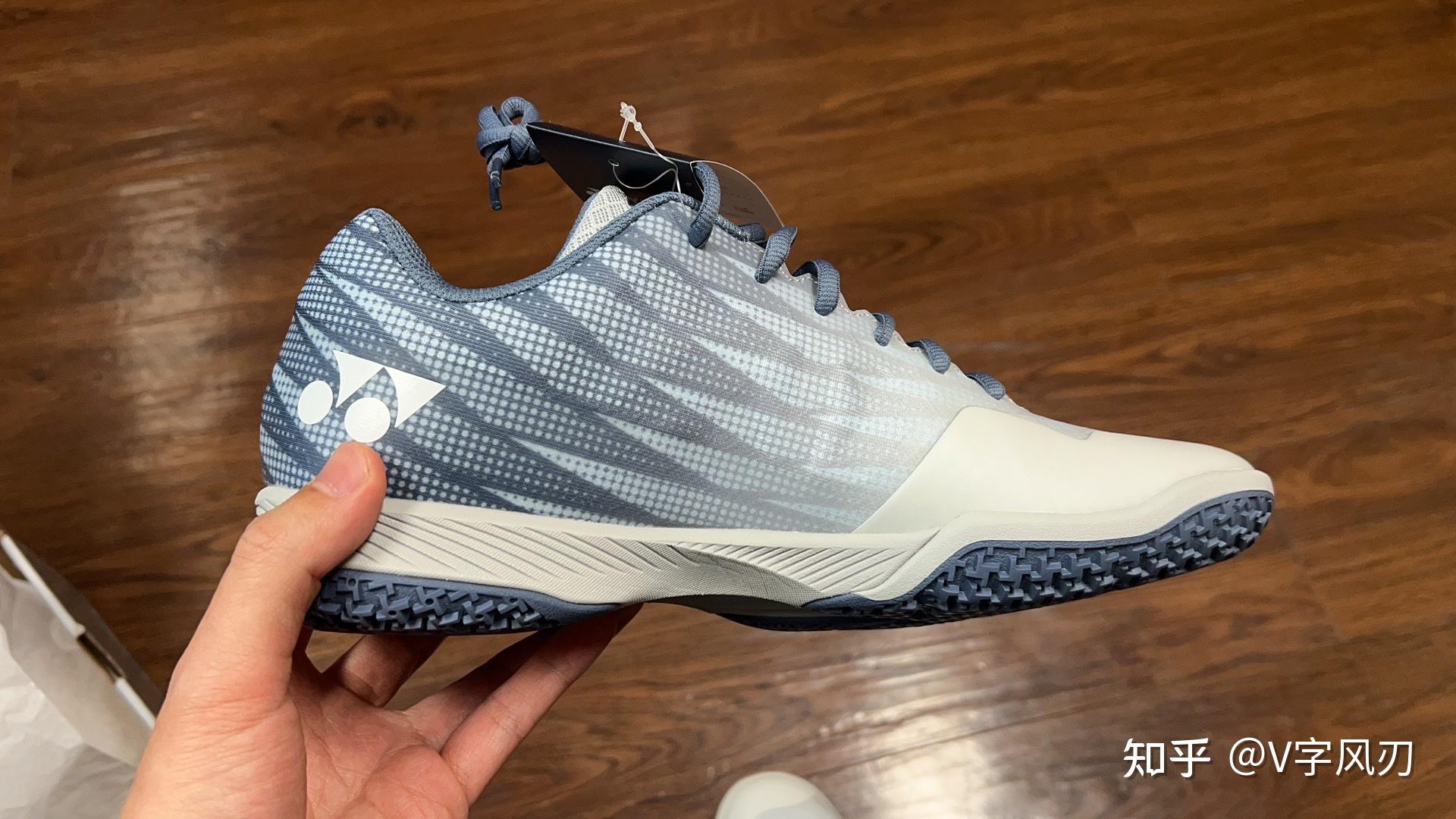 Yonex Aerus Z2 初评 - 知乎