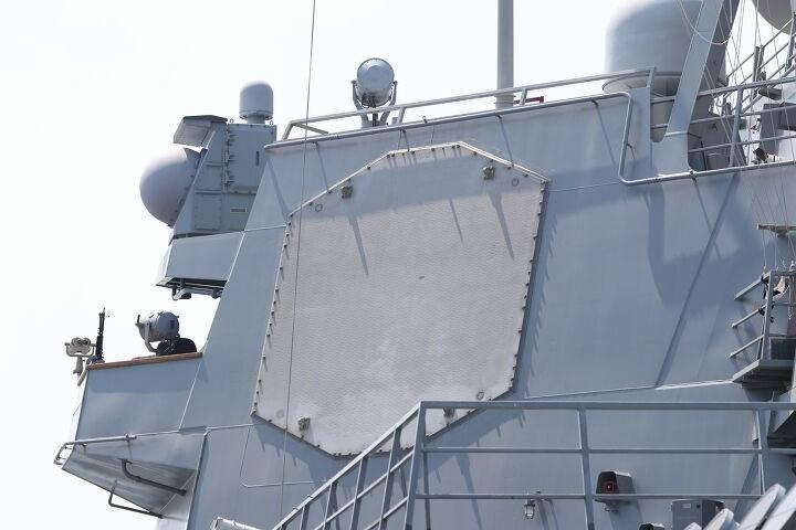 美国海军首艘“伯克Ⅲ”驱逐舰交付，与055大驱相比，性能如何？ - 知乎