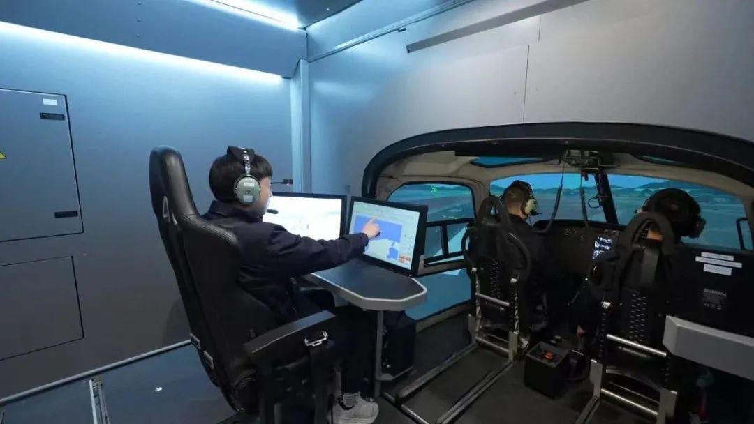 国产大飞机（C919）飞行模拟机启用 - 知乎