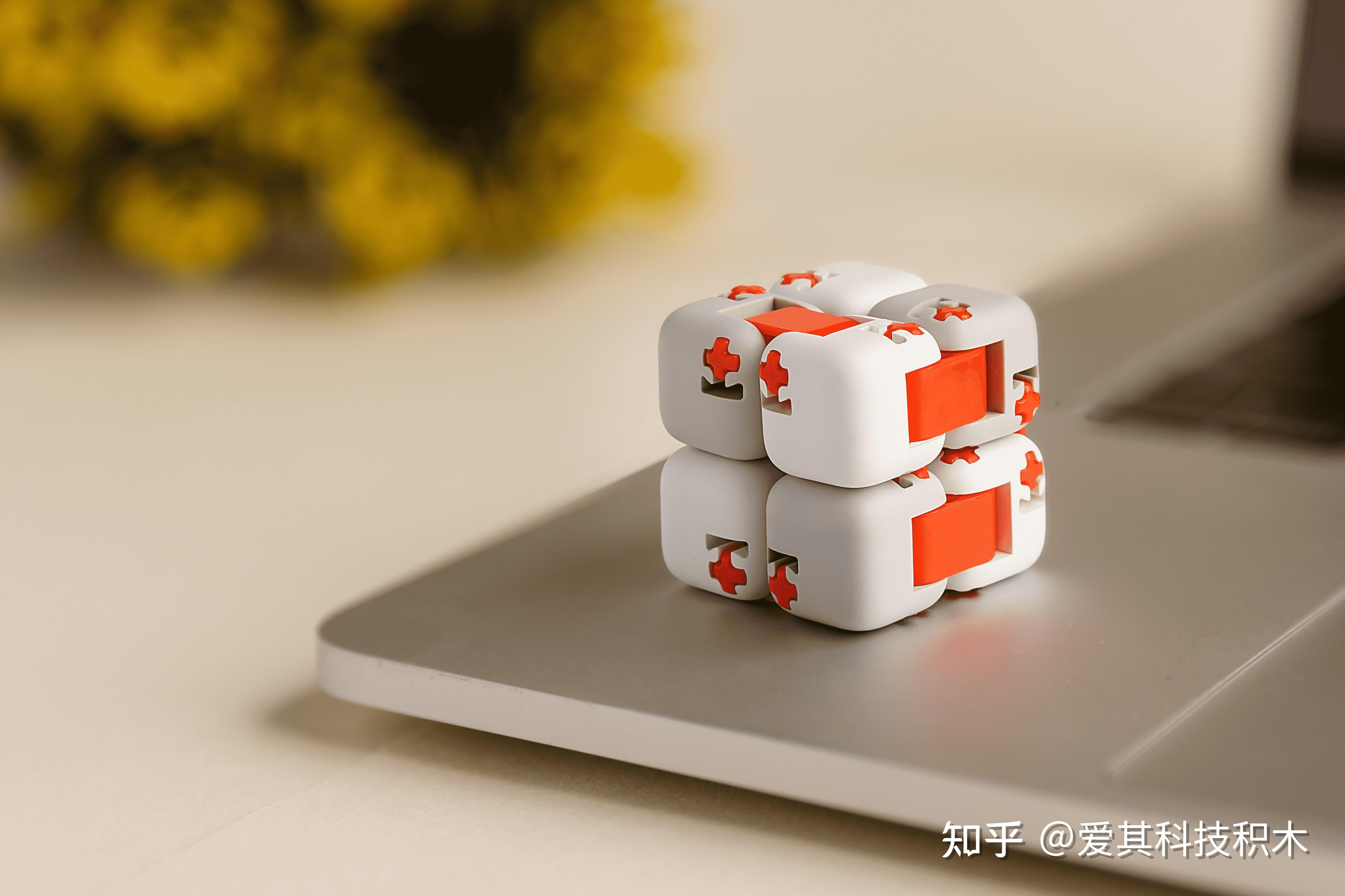 【新品】走心潮玩小米指尖积木PLUS PLUS PLUS解压治愈你的心! - 知乎