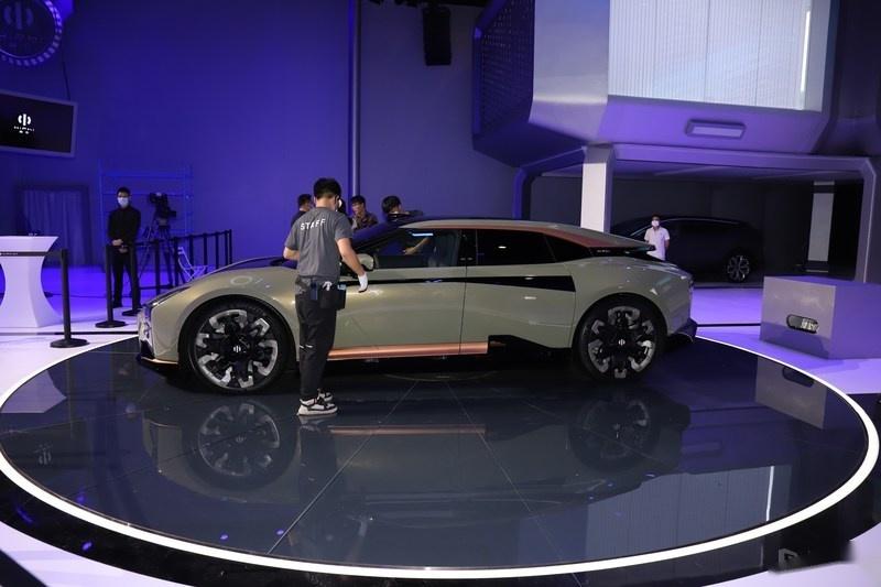 售61-63万元 高合HiPhi Z将于10月1日开启大定 - 知乎