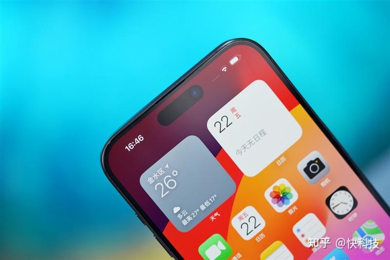 变化最大的“超大杯”！iPhone 15 Pro Max详细评测：依然是当之无愧的直板机皇 - 知乎