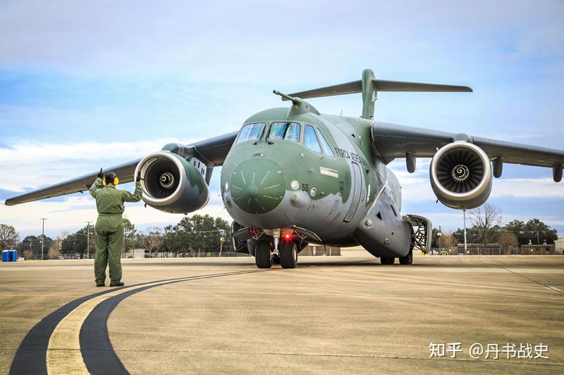 巴西制造的最大飞机：KC-390多用途运输机 - 知乎