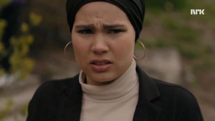 2. SKAM(S04E05)-Sana的世界摇摇欲坠 - 知乎